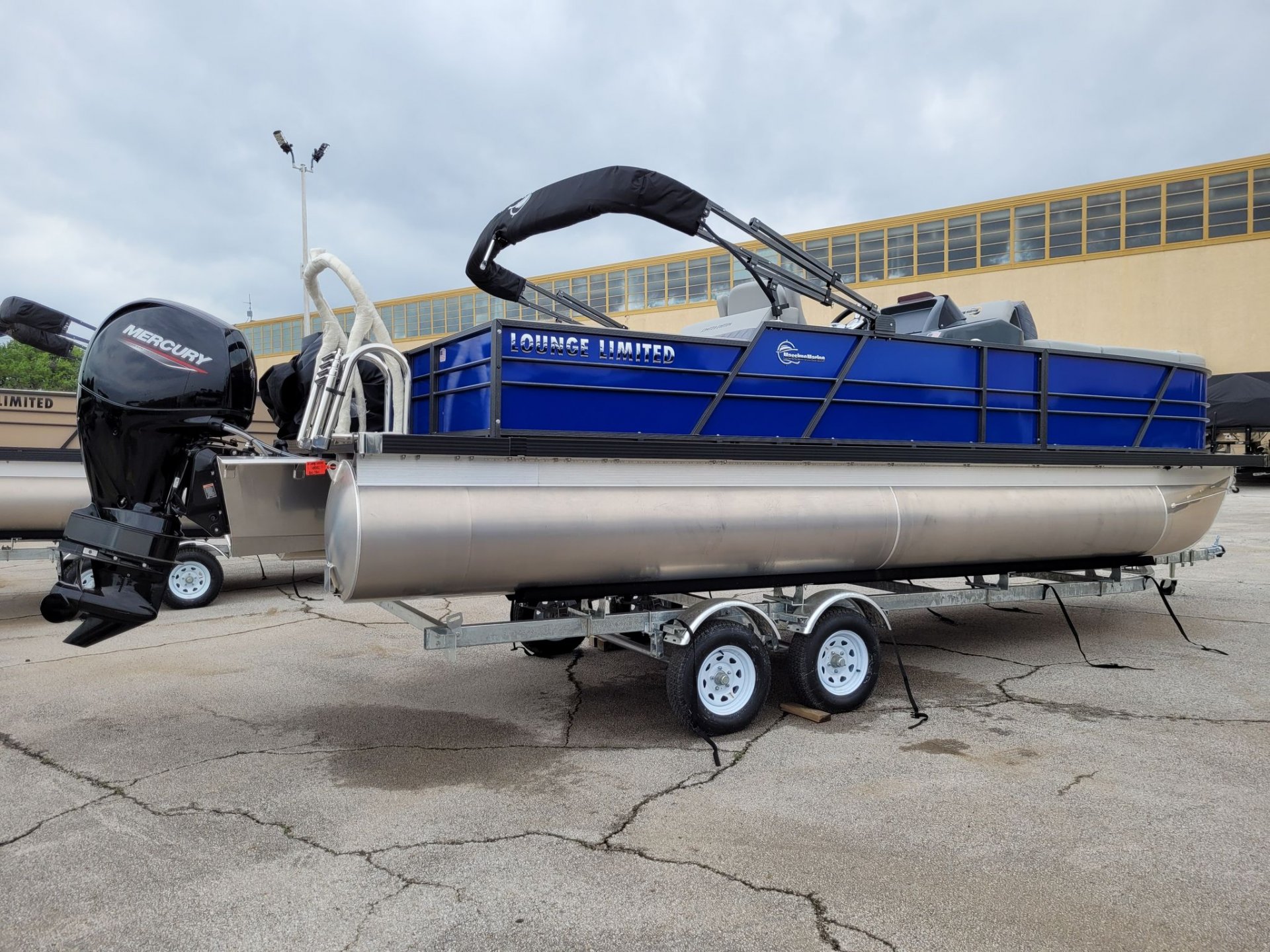 2023 Massimo Marine 24 Lounge Limited Pontoon Power Boat For Sal...