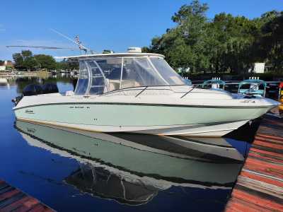 1988 Boston Whaler 20 foot outrage with factory Whaler Drive and...