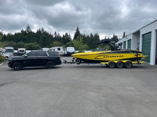 2016 Malibu Wakesetter MXZ 24.5 Ski and Wakeboard boat Power Boa...