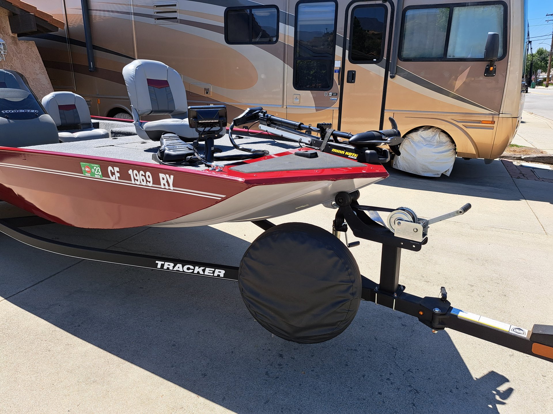2017 Tracker Marine Tracker Pro 170 Bass Boat Fishing Boat For S...
