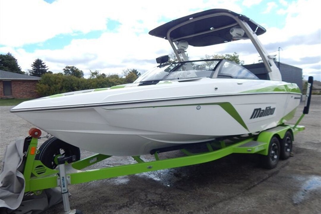 2019 Malibu Wakesetter 22 LSV Ski and Wakeboard boat Power Boat ...