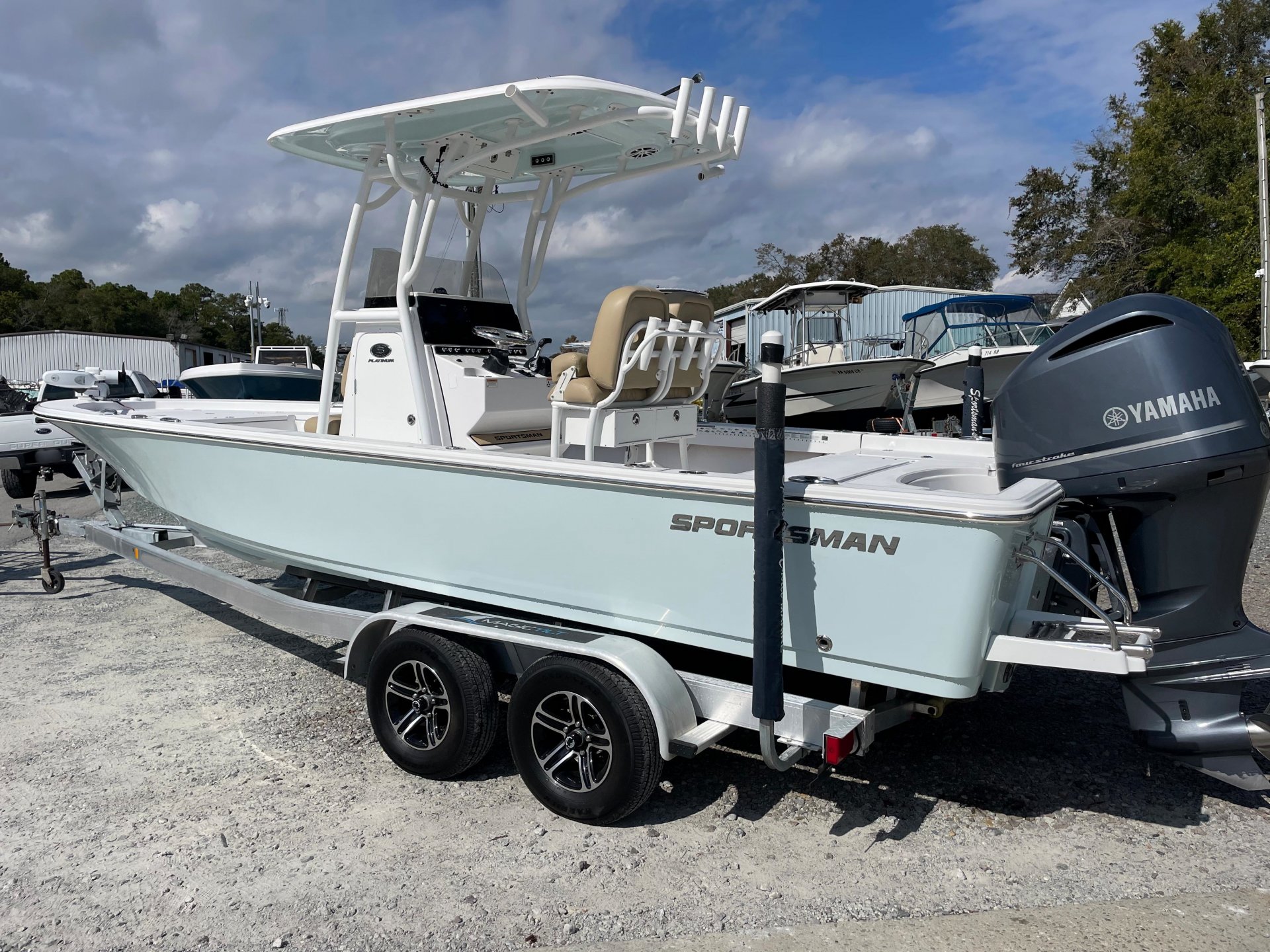 2018 Sportsman Masters 247 Other Power Boat For Sale in Castle H...