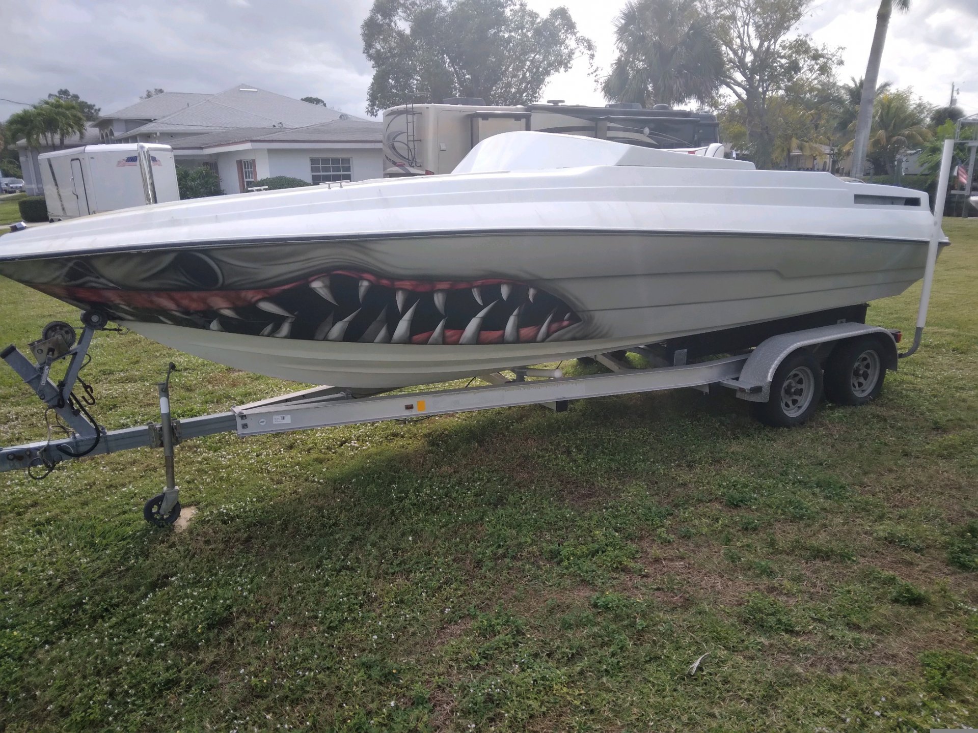 1992 VIP BOATS Classic LX 200 SLC Cuddy Cabin Power Boat For Sal...
