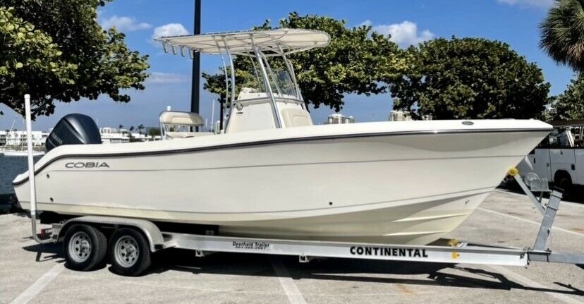 2019 Cobia 237 Center Console Center Console Boat For Sale in Pi...