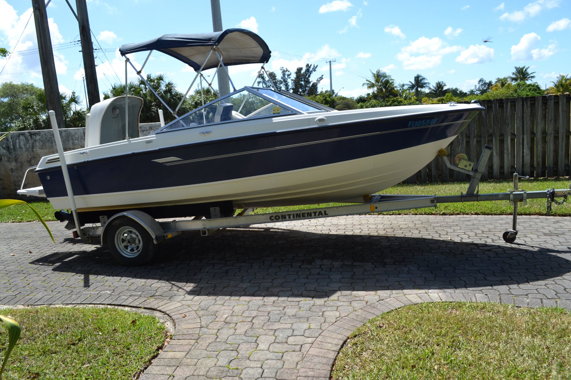 2006 Bayliner 195 Bowrider Bowrider Power Boat For Sale in Miami...